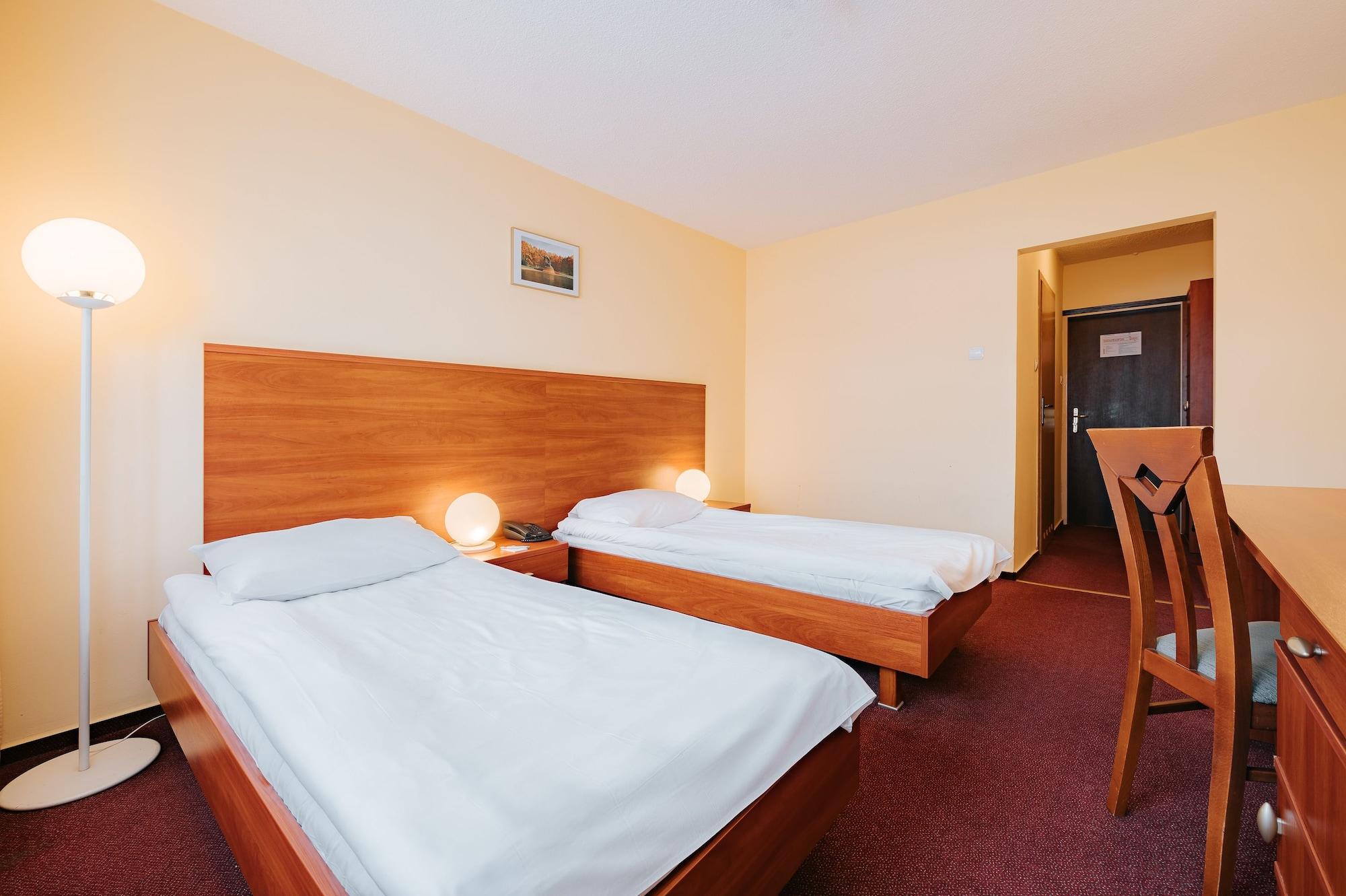 SANGATE HOTEL AIRPORT WARSAW